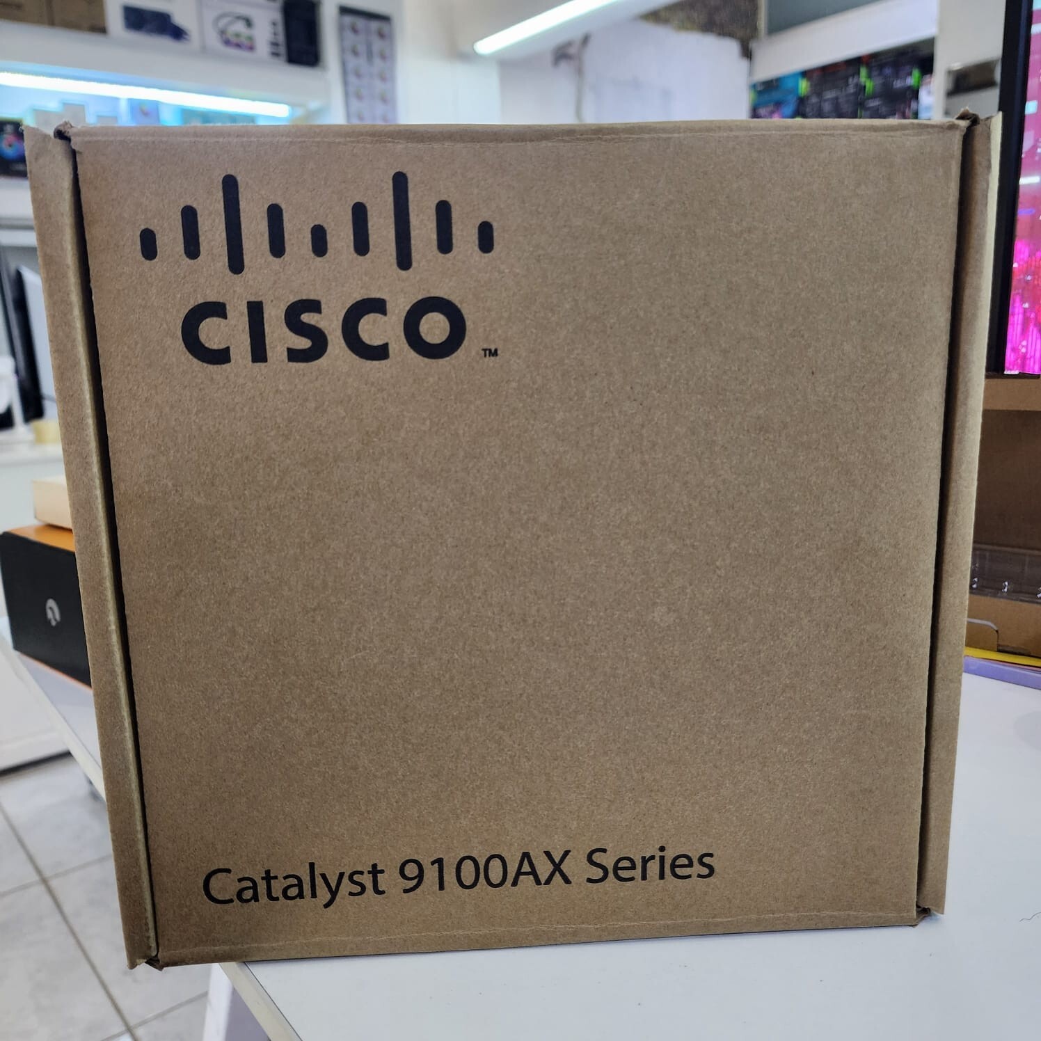 Cisco AIR-CAP2702I-E-K9 Aironet 2702i Wireless Access Point - White for ...