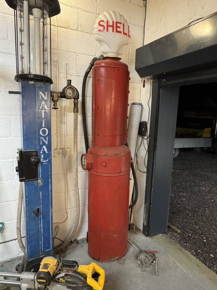 Vintage 1920’s Gilbert & Barker Shell Petrol Pump Gas Forecourt Old ...