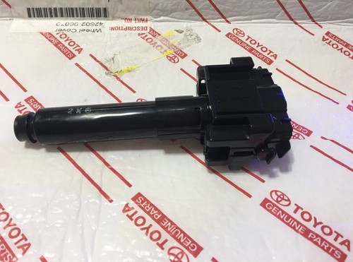 *NEW LEXUS GX460 PASSENGER SIDE HEADLIGHT WASHER PUMP ACTUATOR NOZZLE ...