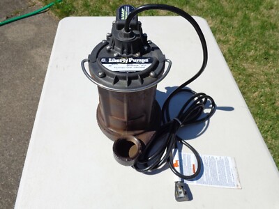 LIBERTY PUMPS 257 -1/3 HP 115V CAST IRON SUBMERSIBLE SUMP W VERTICAL ...