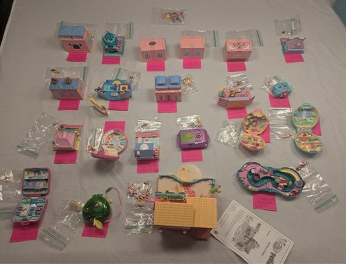 Large Vintage Poly Pocket Collectables including Compacts, Buildings ...