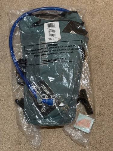 CamelBak Rogue Light 70-oz. Atlantic Teal/Black Bike Hydration Pack | eBay