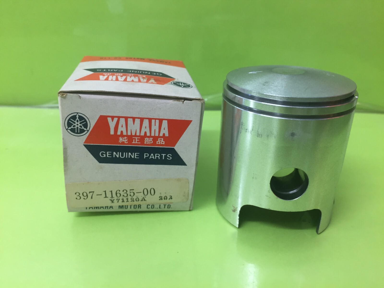 Yamaha NOS. RD200A, RD200B, RD200C .PISTON KIT(O/S 0.25) PART NO 397 ...