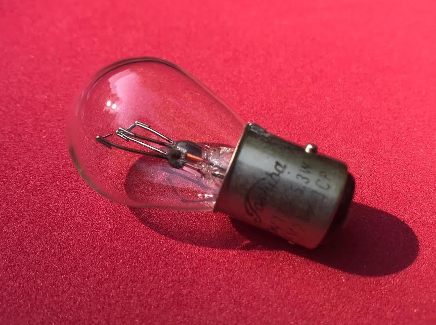 TOSHIBA BULB • NOS 6V 17/5.3W Tail light Kawasaki F6 F7 F9 F11 G3 G5 KD ...