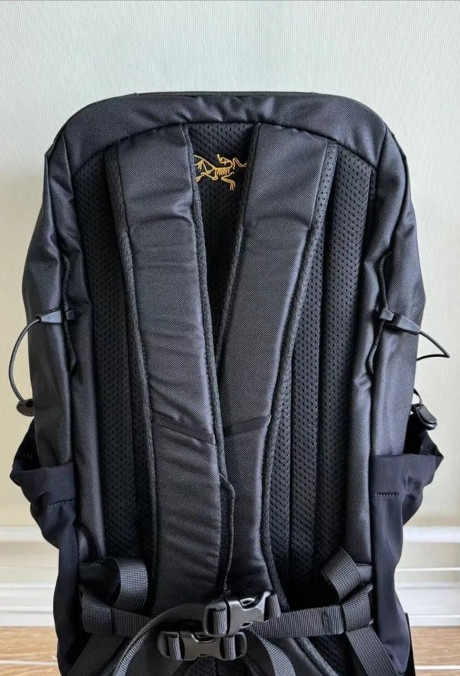 Arc'teryx Mantis 26L Backpack Black New Japan | eBay