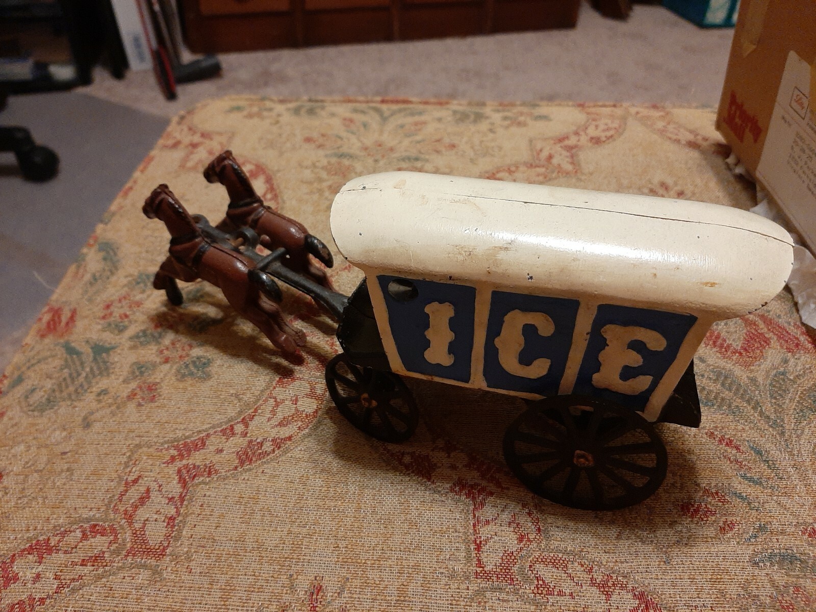 CAST IRON ICE WAGON 2-HORSE DRAWN TOY WAGON | eBay