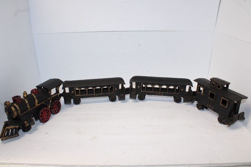 Cast Iron Toy Train Set 4 Pieces Intact | eBay