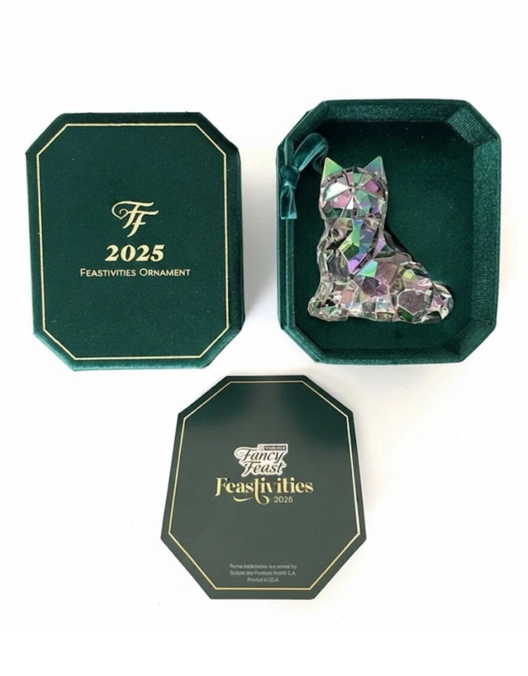 Fancy Feast 2025 Feastivities Holiday Ornament limited edition cat ...