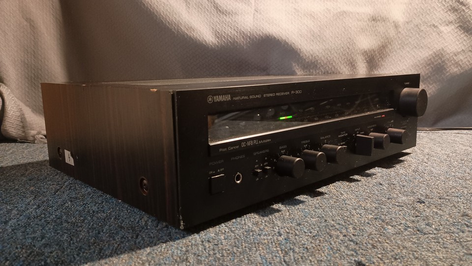 Yamaha R-300 Stereo Receiver (Pro Serviced + Tested) | eBay