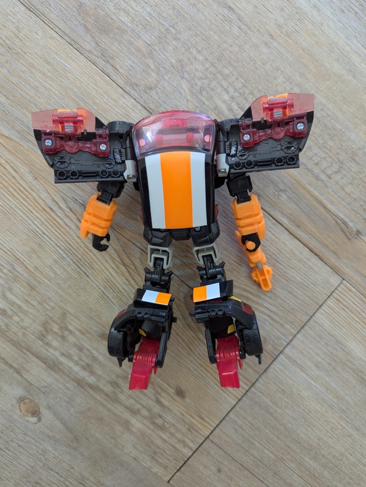 BotCon 2012 Ex. Kick-Over/Kick-Off Transformers Reveal the Shield Jazz ...