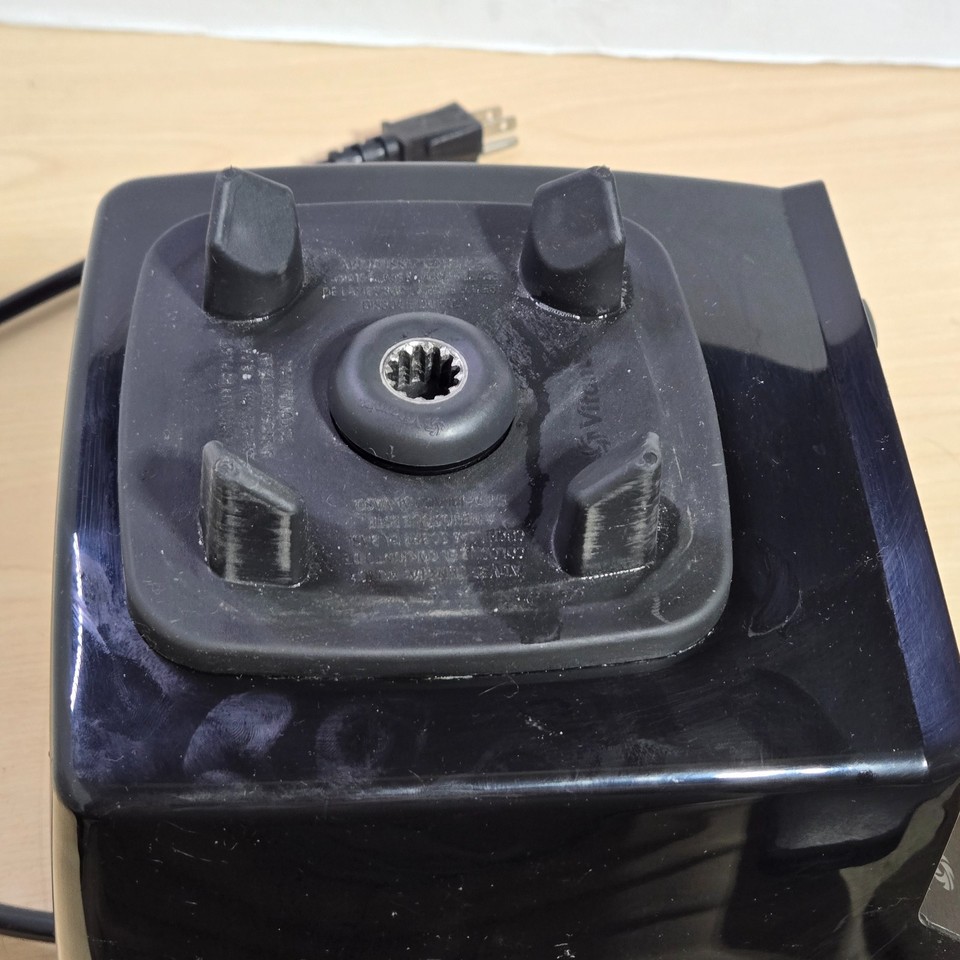 VitaMix Black 5200 BLENDER BASE ONLY - VM0103 Total Nutrition Center ...