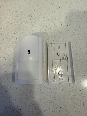 DSC WS4904P Wireless Pet-Immune Motion Detector - Used 608729684640 | eBay