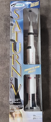 Estes Saturn V 1/200 scale New Model Rocket Kit Ready to Fly KIT Free ...