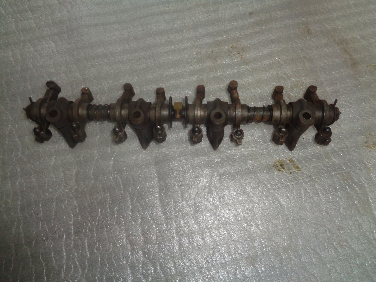 OLIVER 60. ROCKER ARM ASSEMBLY. GAS ENGINE | eBay