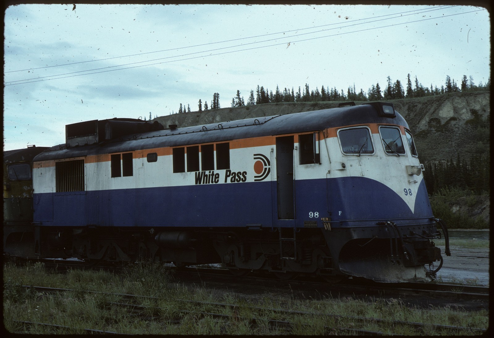 BH.BI02.B05.125 Original Slide White Pass & Yukon Shovel Nose ...