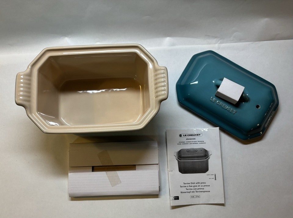 Le Creuset Terrine Dish w/ Press Carribean Blue Enamel / Ceramic (color ...