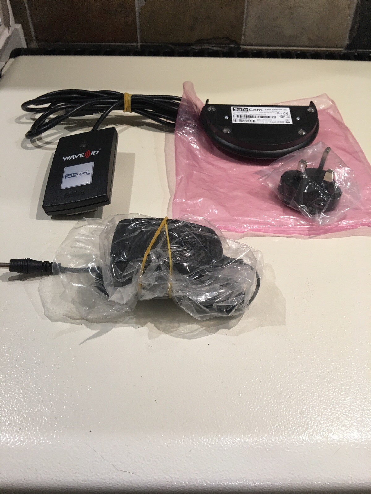 Nuance Safecom Ethernet Card Reader + Wave ID RF ID | eBay UK