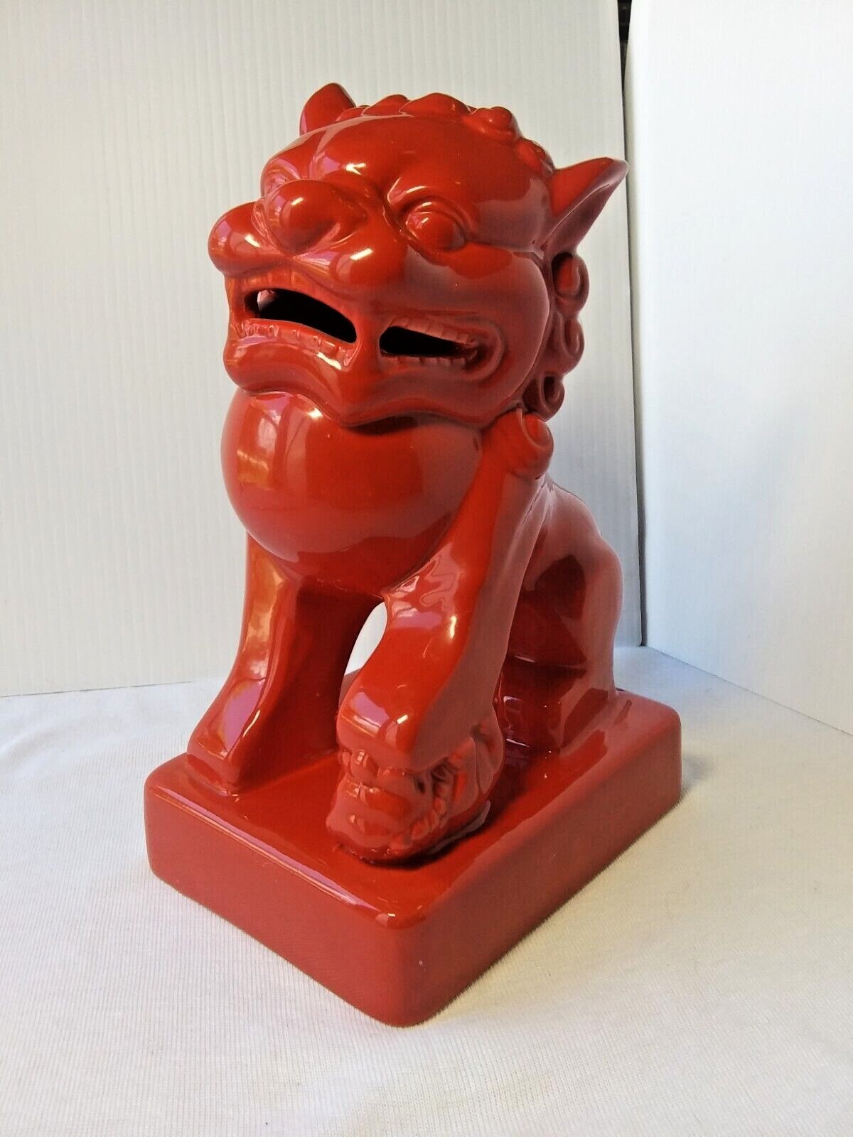 Chinese Lion Statue Red