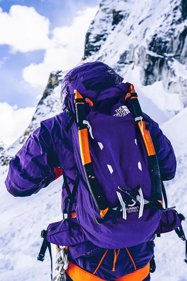 The North Face AMK Advanced Mountain Kit Spectre 38 Climbing Backpack ...