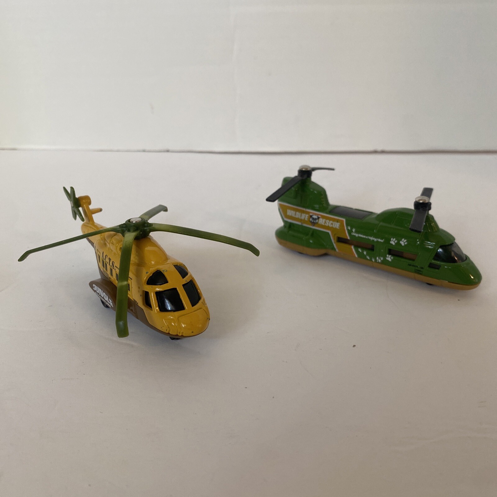 Matchbox Helicopter Lot- 2001 Wildlife Rescue Transport, 2003 Jungle ...