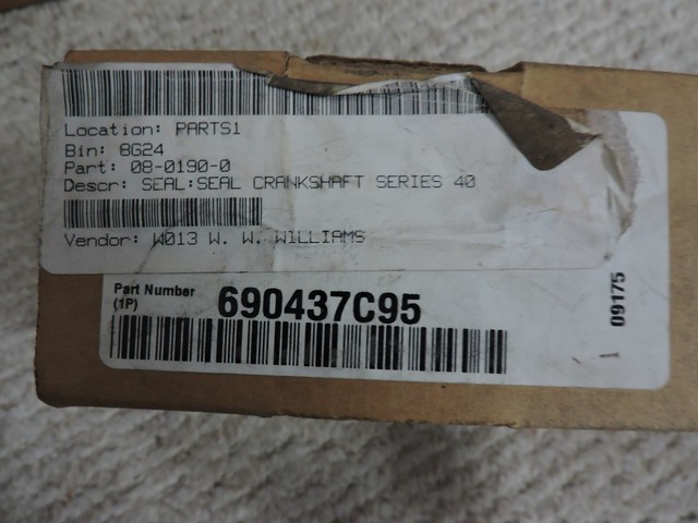 OEM International 690437C95 Crankshaft Seal Kit Dt408 for sale online ...