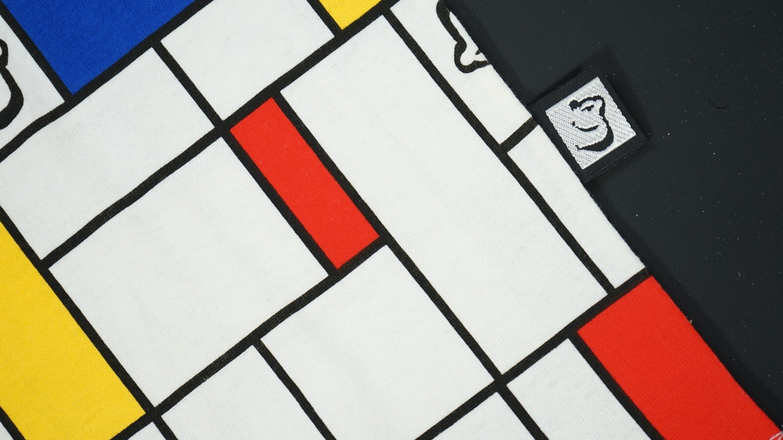 Rare Vintage WEISS Koala Color Block Grid Graphic All… - Gem