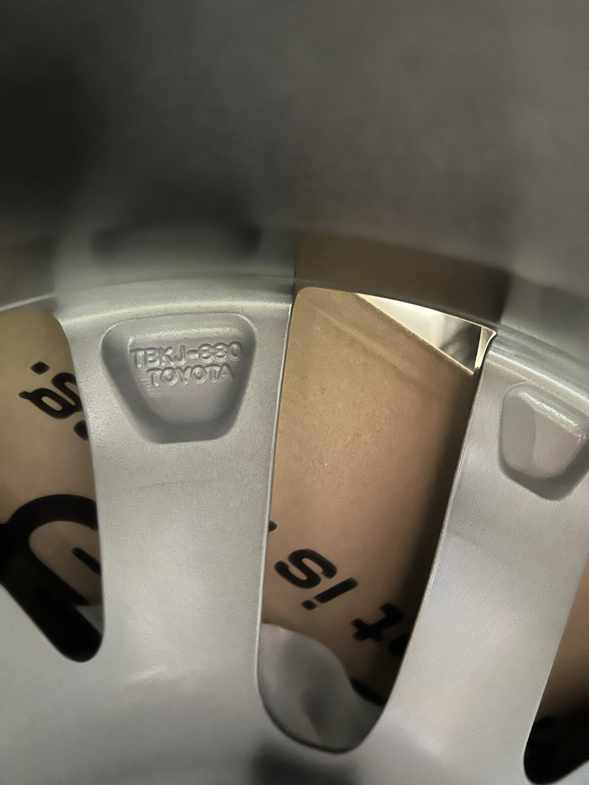 toyota corolla oem wheel 42611-12E10 Brand New With Tpms Valve Stem | eBay