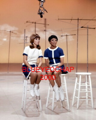 NANCY SINATRA & LOLA FALANA UNPUBLISHED 8 X 10 PHOTO | eBay