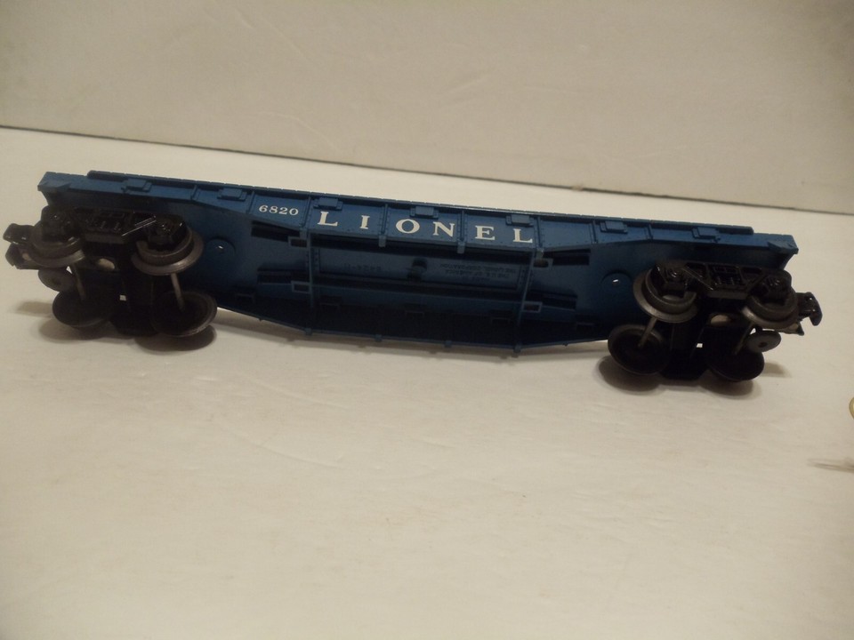 Lionel Trains Postwar 6820 Flatcar with Missile Transport Helicopter EX ...