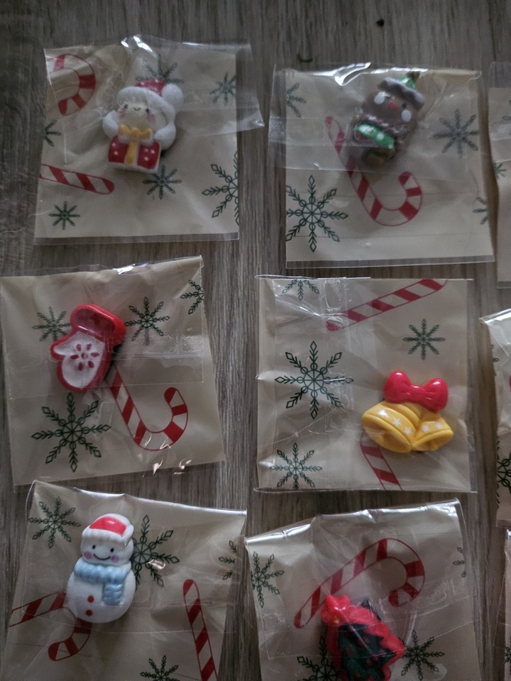 Assorted Festive Refrigerator/Whiteboard Magnets | eBay UK