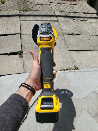 DEWALT DCG413 20V 4-1/2 inch Grinder Tool for sale online | eBay