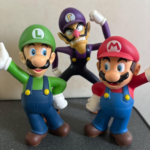 Mario, Luigi, Wario Figure Set - Plastic Characters, Unboxed, 3 Items ...