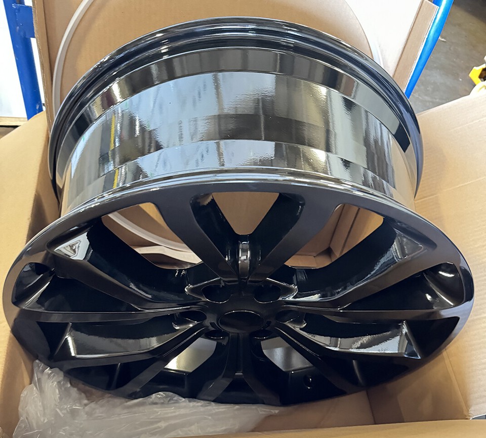 Ford F150 22" Gloss Black Snowflake Replica Wheels Ridgecrawler RT ...