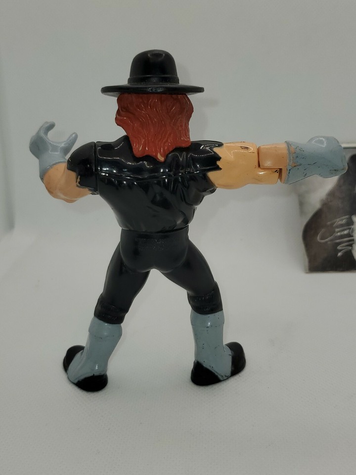 Vintage WWF 1992 The Undertaker Series 4 Action Figure Hasbro Red WWE ...