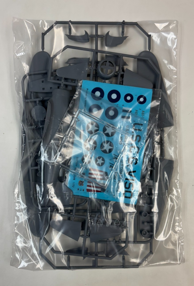 1/72 Northrop Delta: Azur Civilian Version & Special Hobby US Transport ...