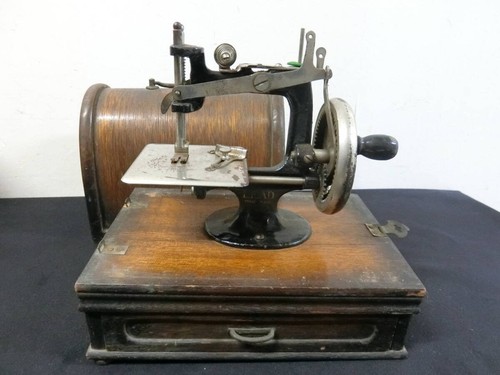 LEAD Antique Sewing Machine Not Working Single-link for Interior from ...