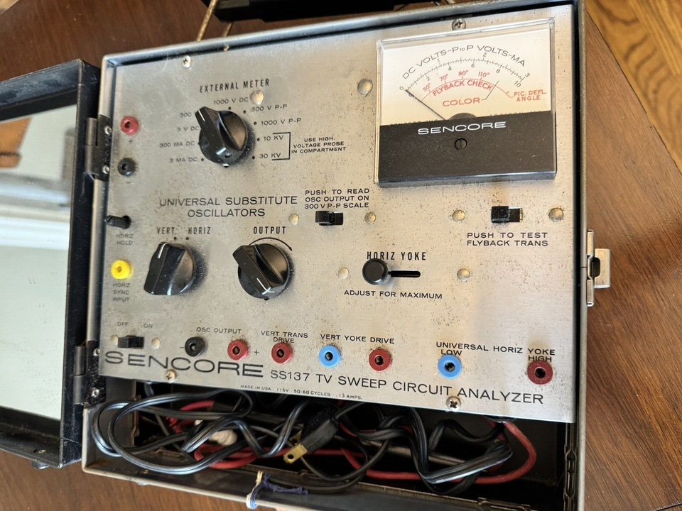 Sencore SS137 Sweep Circuit Analyzer - Power On - Untested - Good ...