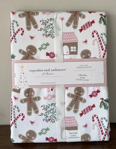 New Pink Cupcakes And Cashmere Christmas Gingerbread Oblong Tablecloth ...