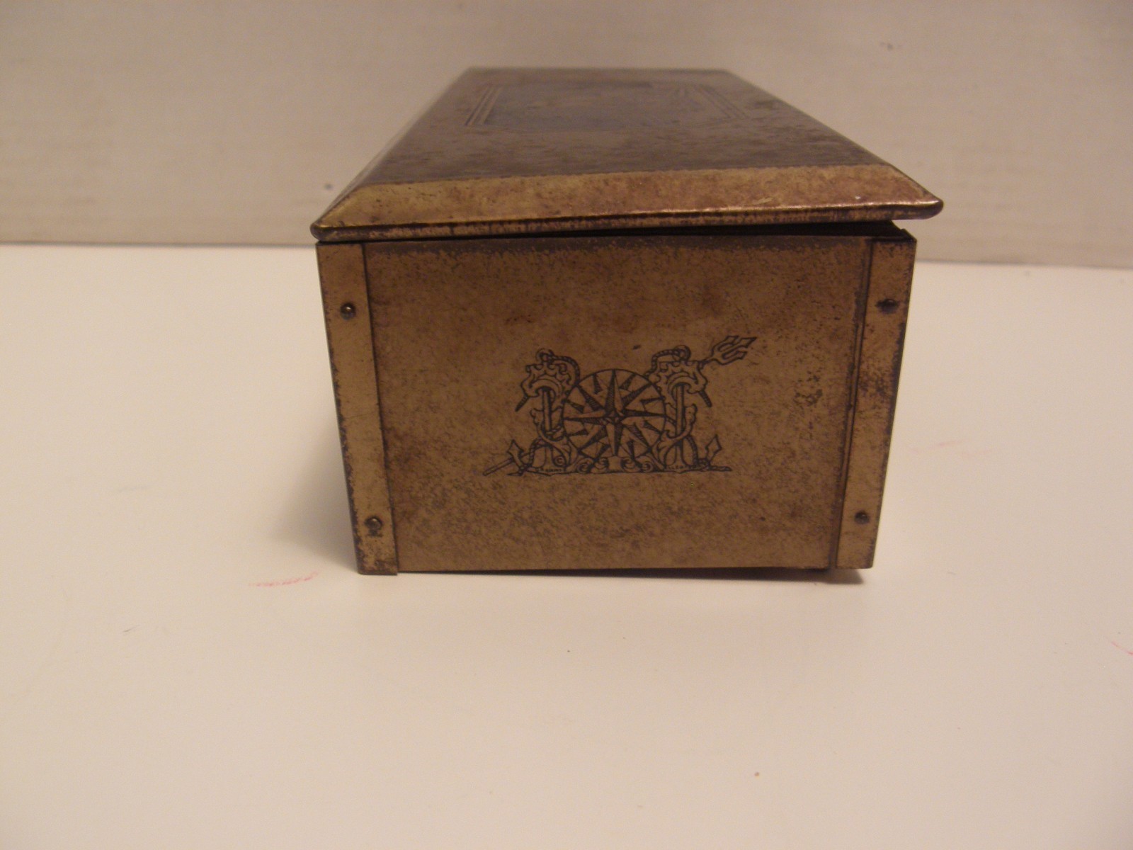 VINTAGE READING FOUNDRY & SUPPLY CO. BRASS COVERED WOOD CIGARRETTE BOX ...