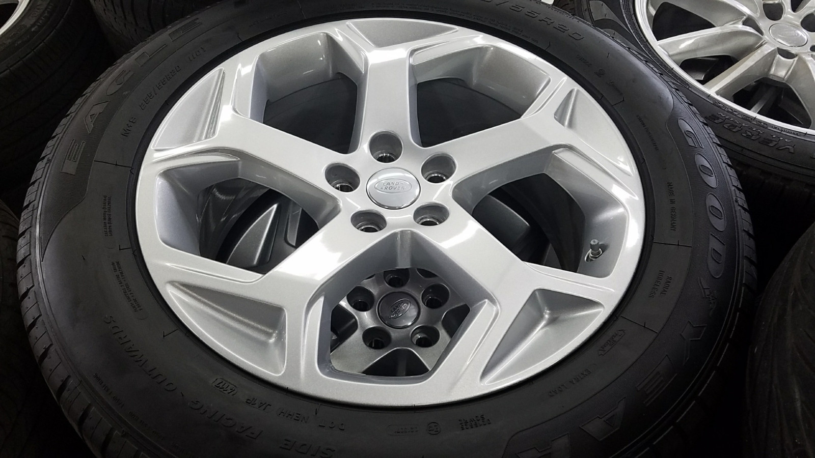 2018 LAND RANGE ROVER SPORT 20" FACTORY OEM WHEELS GOODYEAR TIRES 255 ...