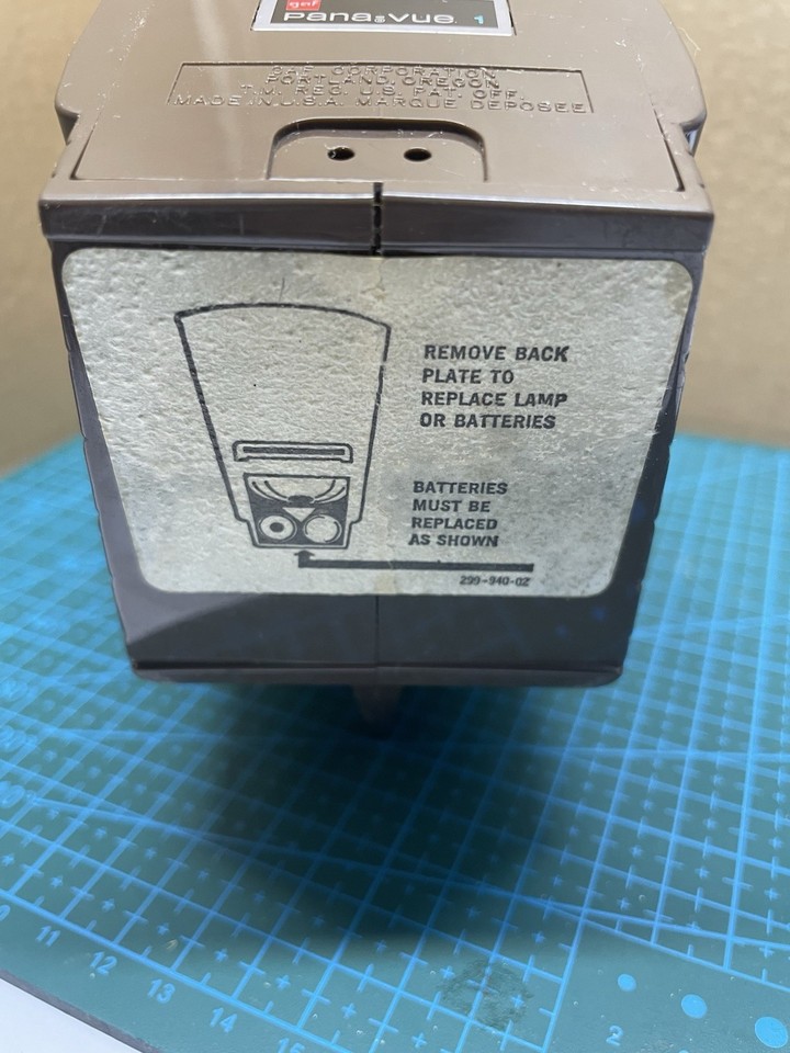 Vintage GAF Pana-Vue Automatic Lighted 2 x 2 Slide Viewer Original Box ...