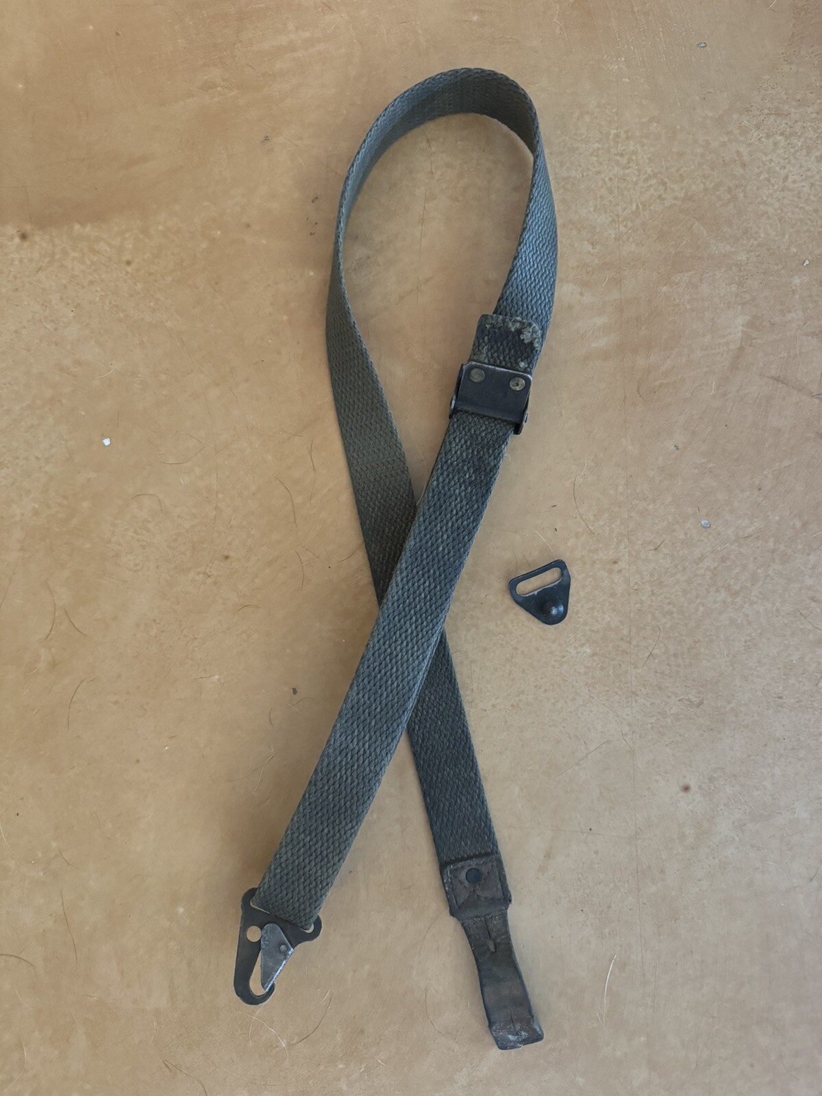 (Fair) Spanish Military Surplus OD Green Rifle Sling With Stud Plate ...