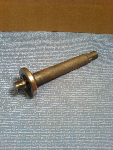 CUB CADET MOWER DECK SPINDLE SHAFT. 738-05172 NOS OEM PART A-8 | eBay