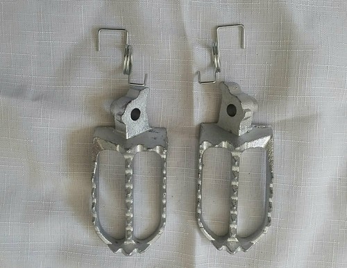 Dirt Bike Footpegs with springs | eBay