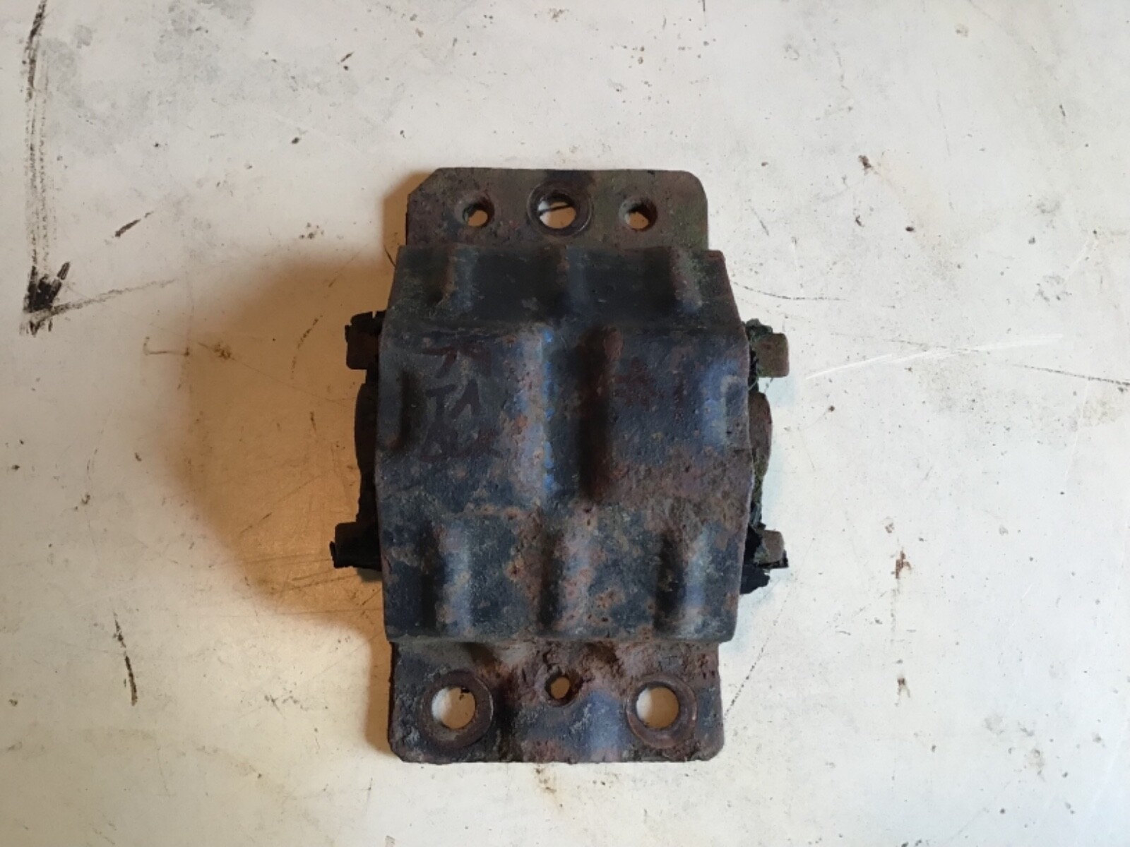 75-81 PONTIAC FIREBIRD TRANS AM MOTOR MOUNT CLAMSHELL CLAM SHELL FRAME ...