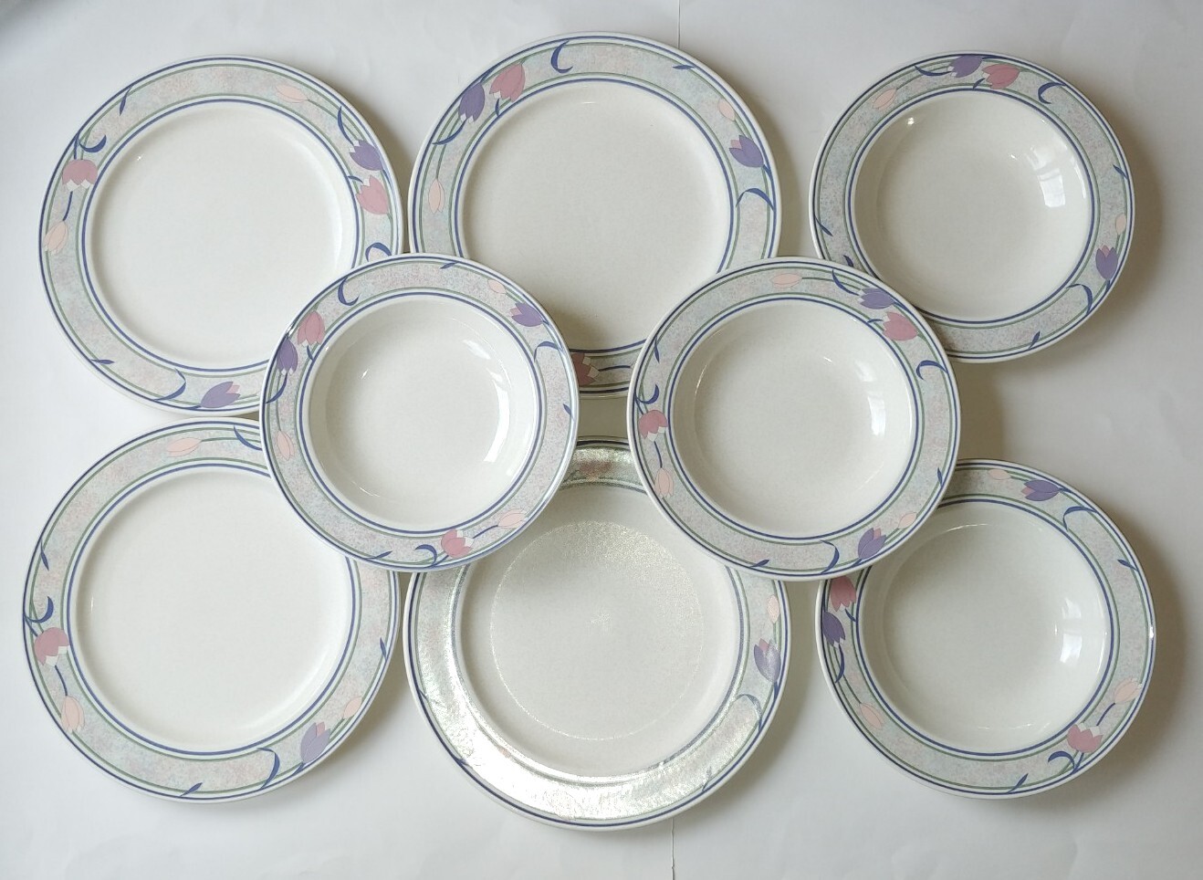 8pc Set (4 Dinner Plates +4 Soup Bowls) Mikasa Intaglio Tropical Island ...