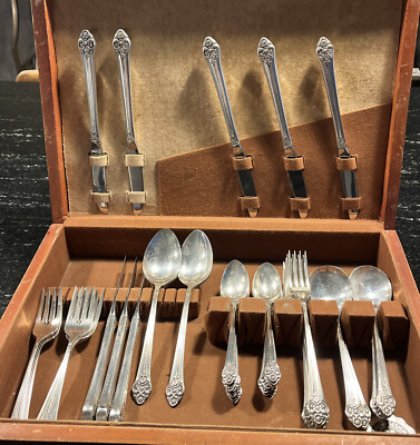 Flatware & Silverware - Vintage 1881 Rogers Oneida Ltd