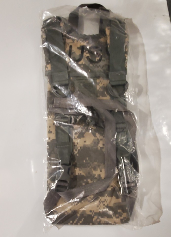 NEW USGI Military Molle II Hydration System Carrier US, ACU, Camelback ...