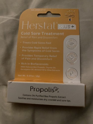 Herstat Plus+ Cold Sore Treatment Propolis Soothes + Moisturizes Lips ...