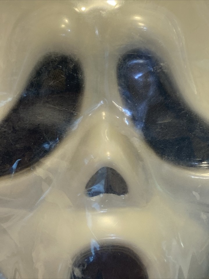 Scream Mask Bloody Bleeding Halloween Costume Ghost Face Heart Pumping ...